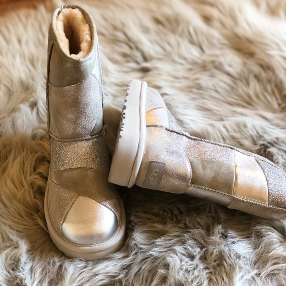 UGG | Shoes | Ugg Nib W Classic Glitter Patchwork Shoe Size 5 | Poshmark